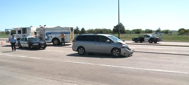Dashcam of Sienna captures out of control cement truck | Toyota Nation ... Dashcam of Sienna captures out of control cement truck | Toyota Nation ...
