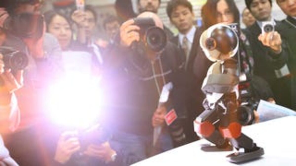 The future of Twitter is robots tweeting at each other