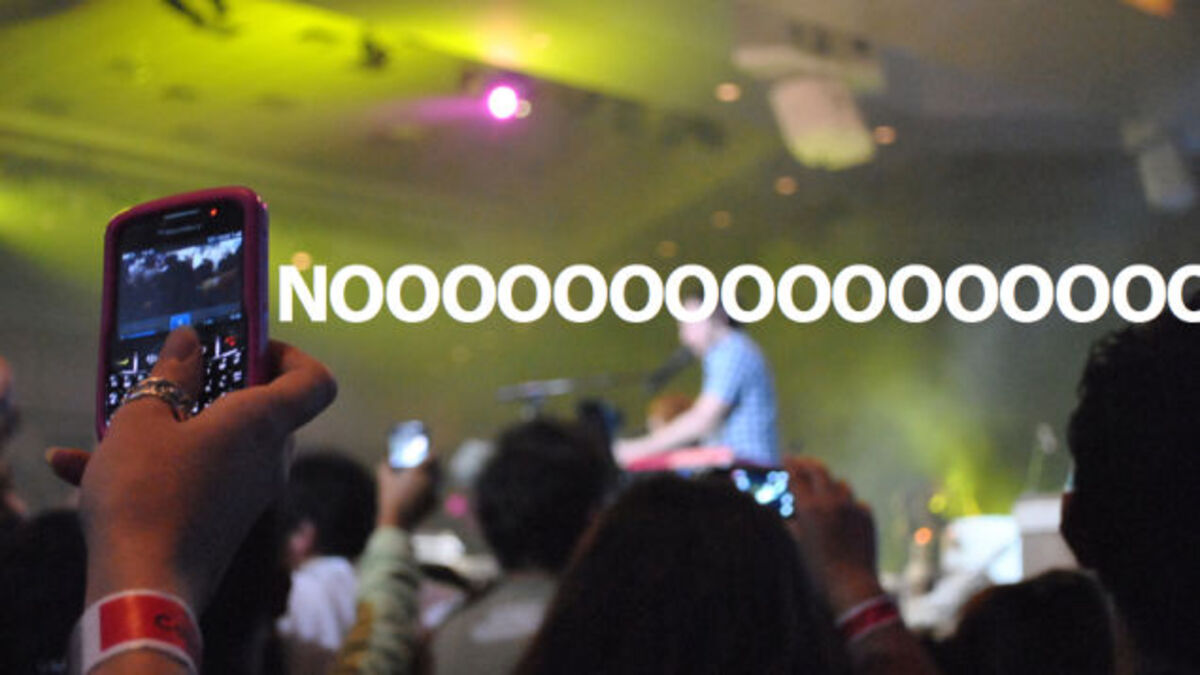 How to Use Your Smartphone at a Concert Without Being A Jerk