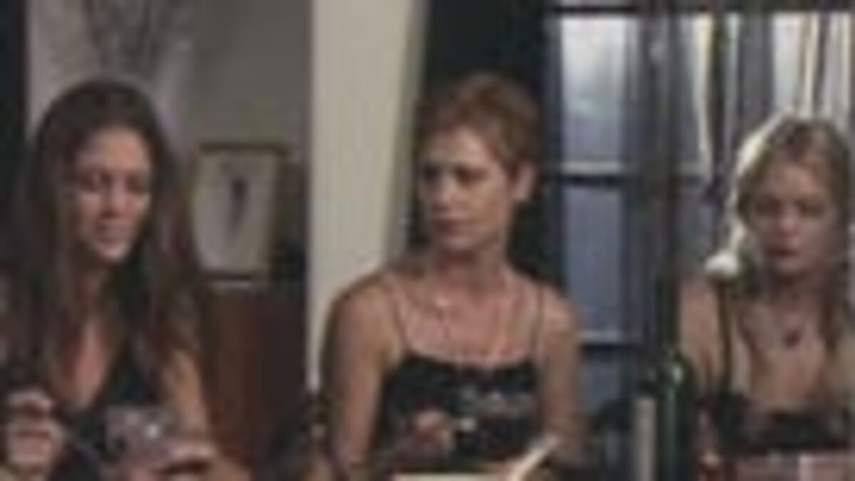 The Most Excellent Moment from Emmanuelle Vs. Dracula