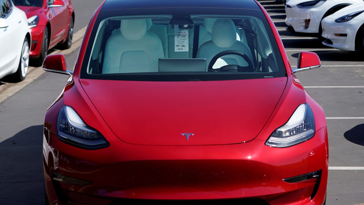 Tesla discounts on Model 3 and Model Y suggest slagging demand Tesla discounts on Model 3 and Model Y suggest slagging demand