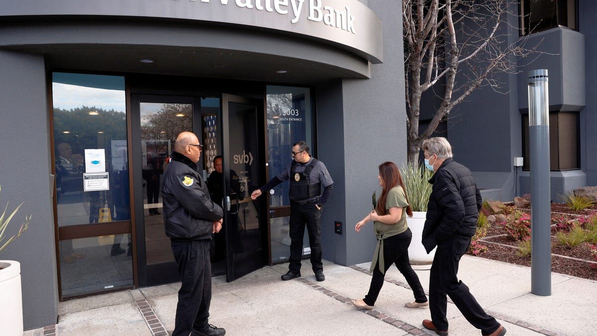 What buying some of SVB's assets means for First Citizens Bank