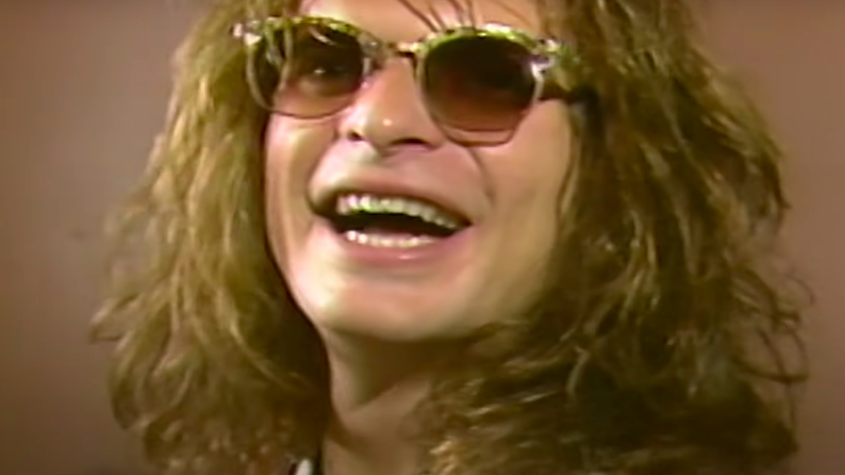 Everyone is high in this footage from the 1985 MTV VMAs