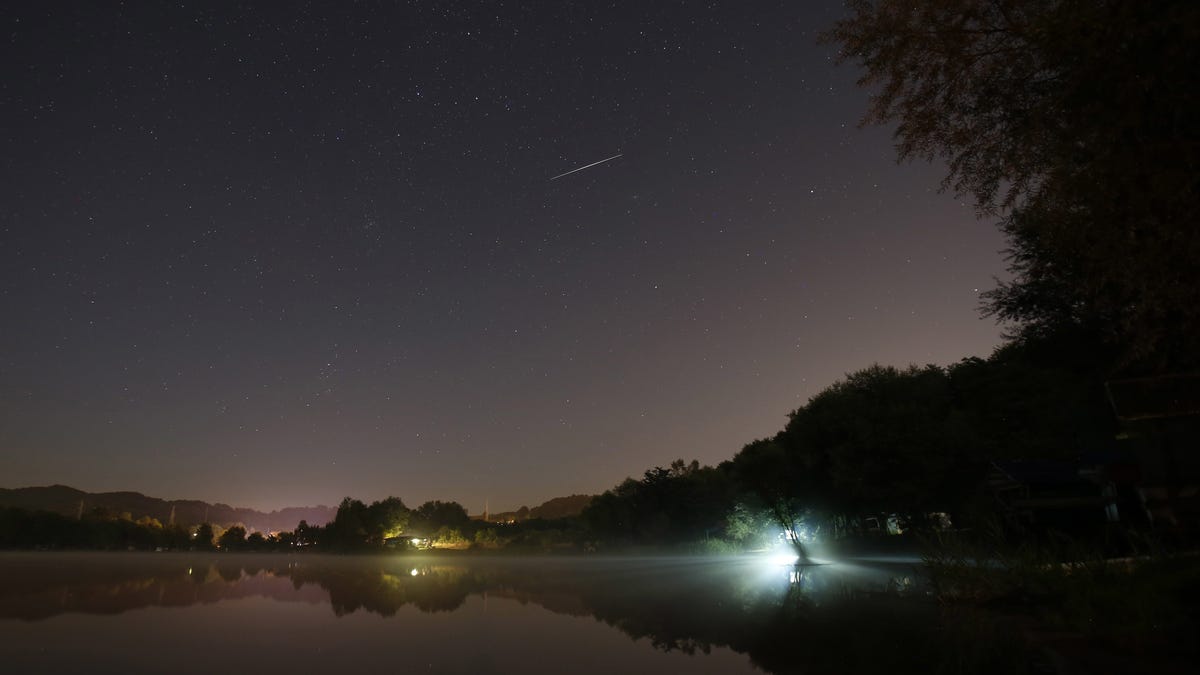 How to watch the Quadrantids, 2018's first major meteor shower, this week How to watch the Quadrantids, 2018's first major meteor shower, this week