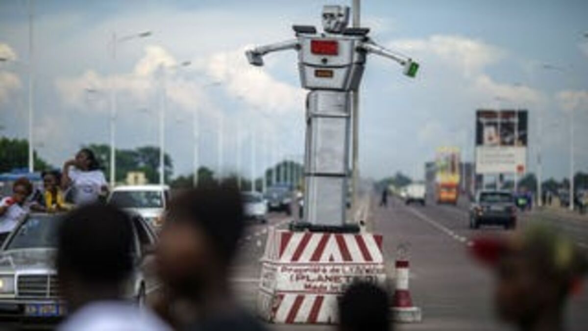Photos: How a woman engineer in DR Congo helped Kinshasa's traffic ...