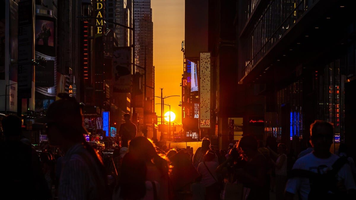 What Is 'Manhattanhenge' (and Does Your City Have Its Own -Henge)?