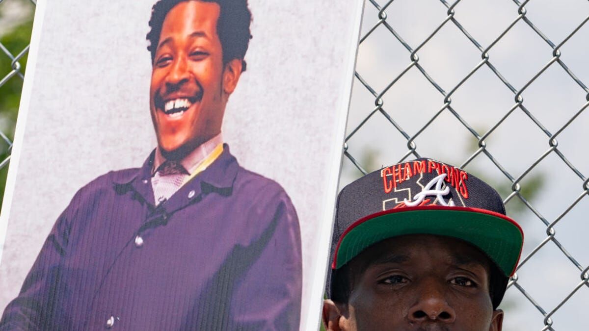 The City of Atlanta To Pay $1 Million Settlement To Rayshard Brooks ...