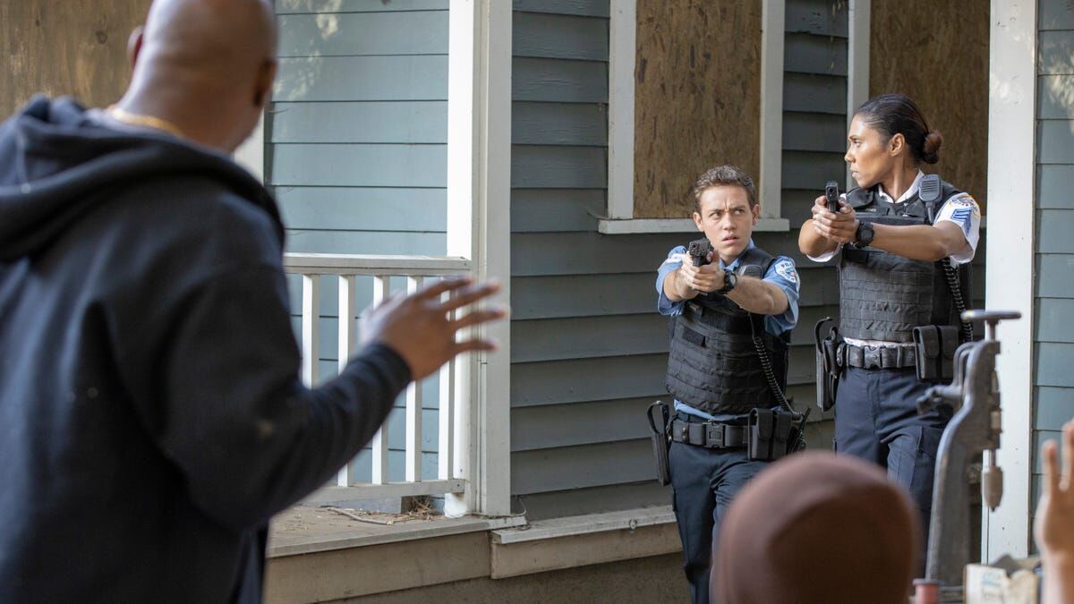 The arrival of real villains on Shameless highlights the messy heroism ...