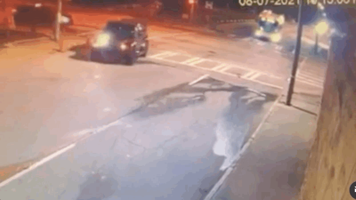Bus Slams Into Car That Ran Red Light Pushes It A Quarter Mile