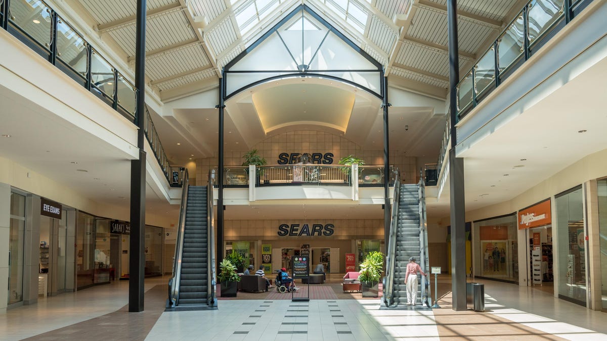 Youtuber Shot While Filming A Prank Video At A Mall
