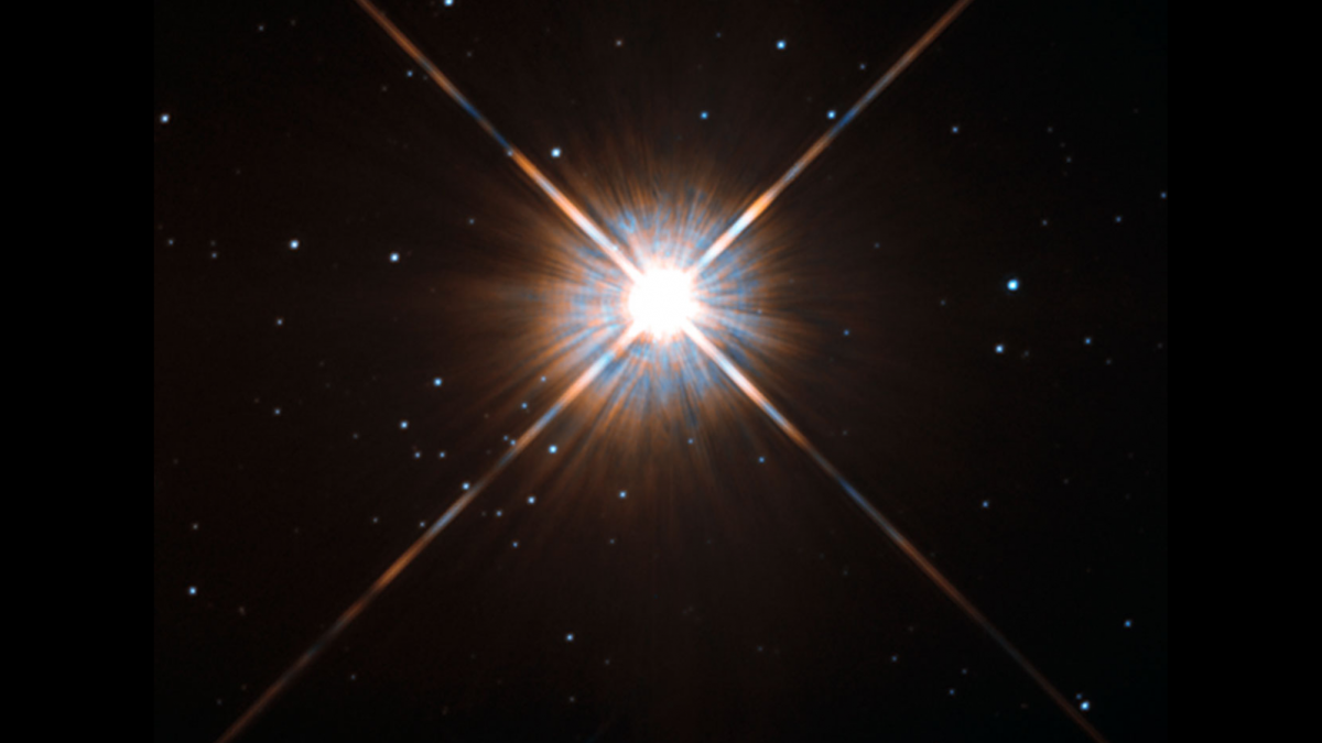 Astronomers See Glimmers of a Second World Circling the Nearest Star to ...