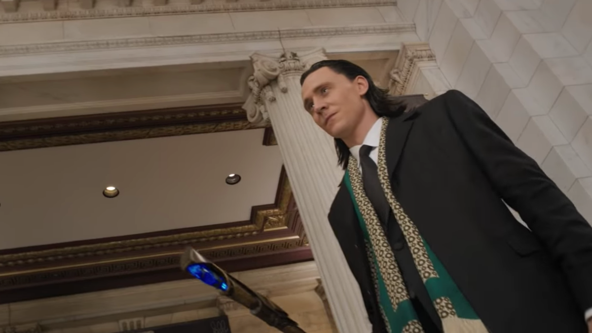 Marvel subtly retcons Loki’s supervillain role Marvel subtly retcons Loki’s supervillain role