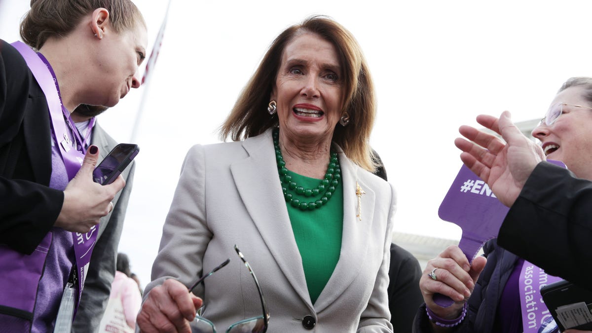 Nancy Pelosi Says A Glass Of Water Could Win Aocs District
