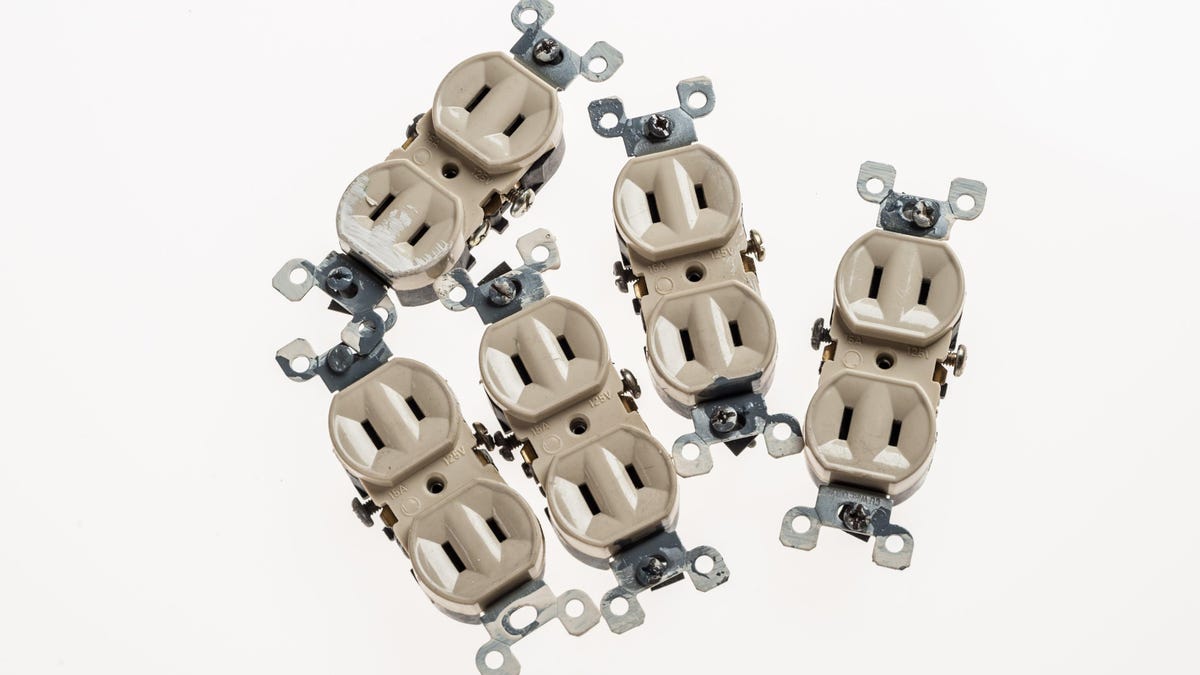 How to Upgrade Your Old Two-Prong Electrical Sockets to Three-Prong ... How to Upgrade Your Old Two-Prong Electrical Sockets to Three-Prong ...