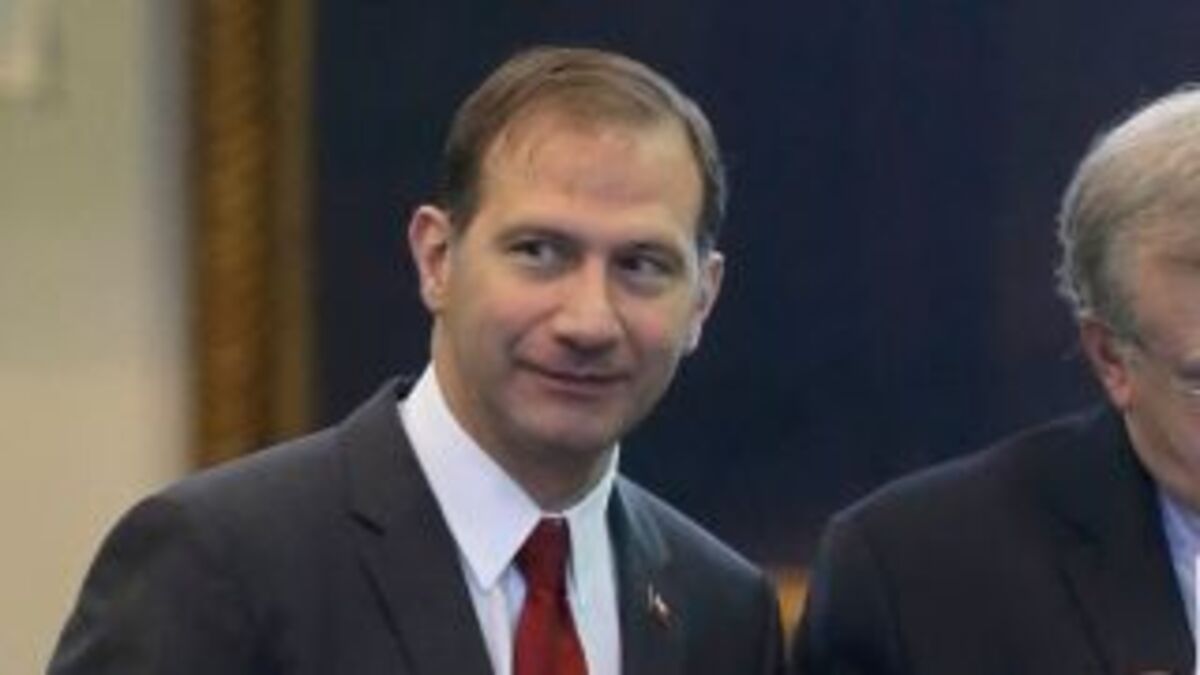 Charles Schwertner Allegedly Sent Explicit Texts to UT Student