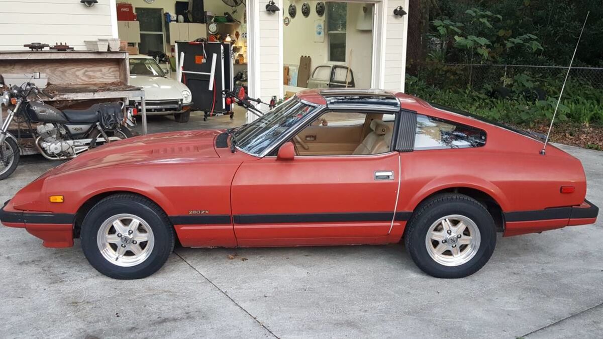 At $7,600, Could This T-Roofed 1982 Datsun 280ZX be the Tops?