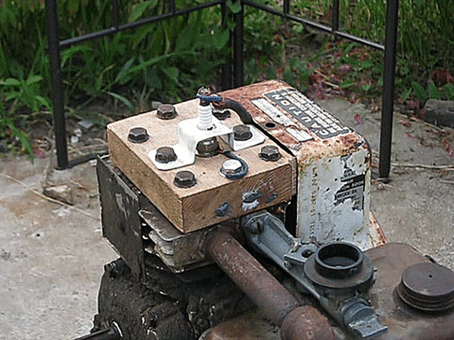 Watch an Engine Run With a Wood Cylinder Head for the Sake of Science