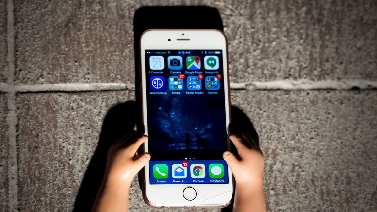 Actually, the Small iPhone SE Is Bad