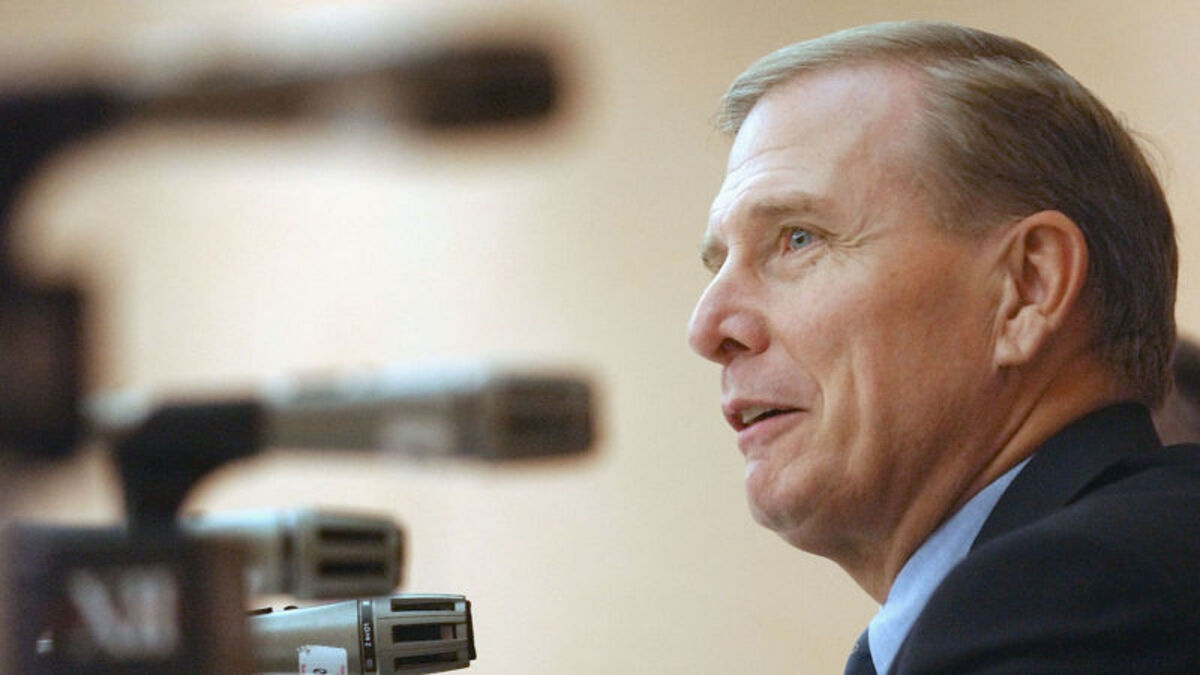 Dave Bliss Is Still A Disgrace