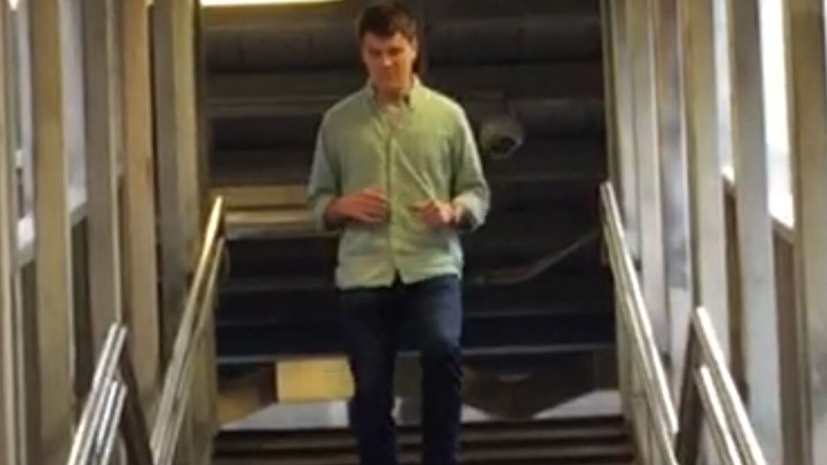 Real Or Fake? This Man Walks Down A Staircase Without Once Touching The ...