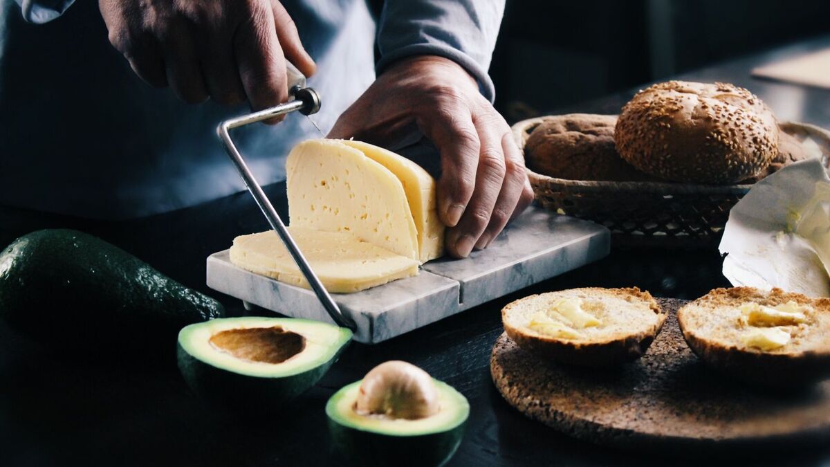 Buy These Foods Before a Hurricane or Power Outage