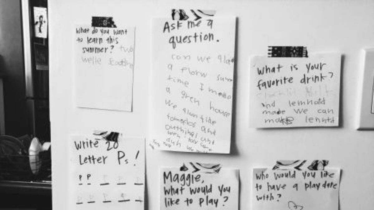 Share Notes and Games With Your Kid on a Special Wall