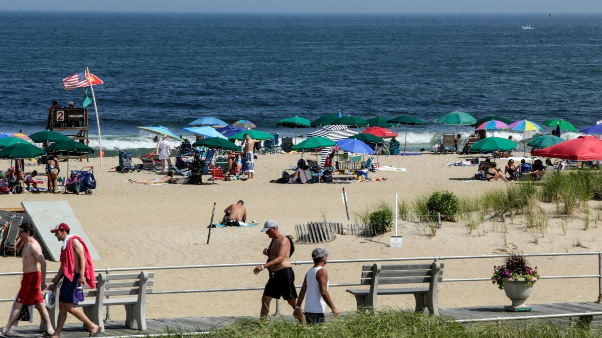 U.S. Beaches Are So Full of Sewage Pollution, They're Often Unsafe for ...