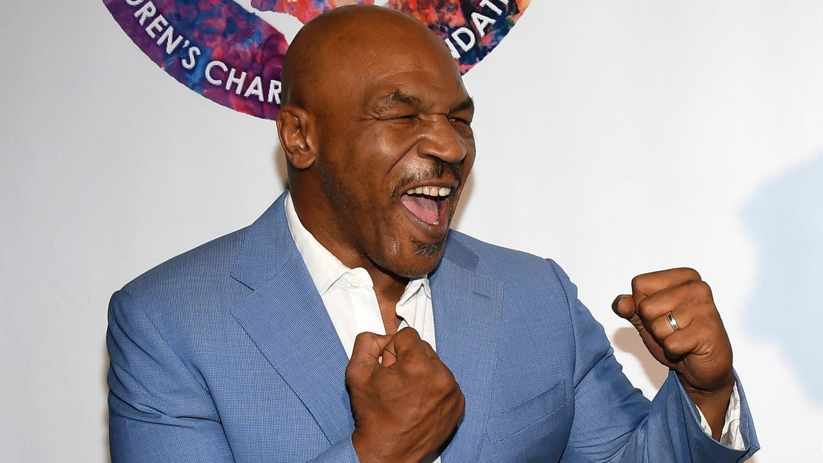 Mike Tyson Reportedly Fought Wack 100 for Saying Tupac Was Bisexual Mike Tyson Reportedly Fought Wack 100 for Saying Tupac Was Bisexual