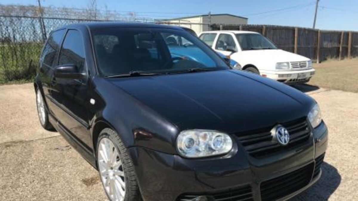 At $8,750, Could This 2004 VW R32 Be Your Golf With Balls?