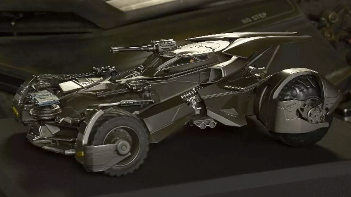 El Nuevo Batmóvil Que Batman Lucirá En Justice League Es Una
