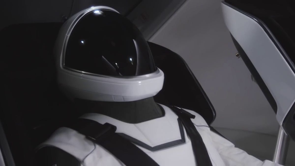 Elon Musk muestra cómo será la misión tripulada de Crew Dragon