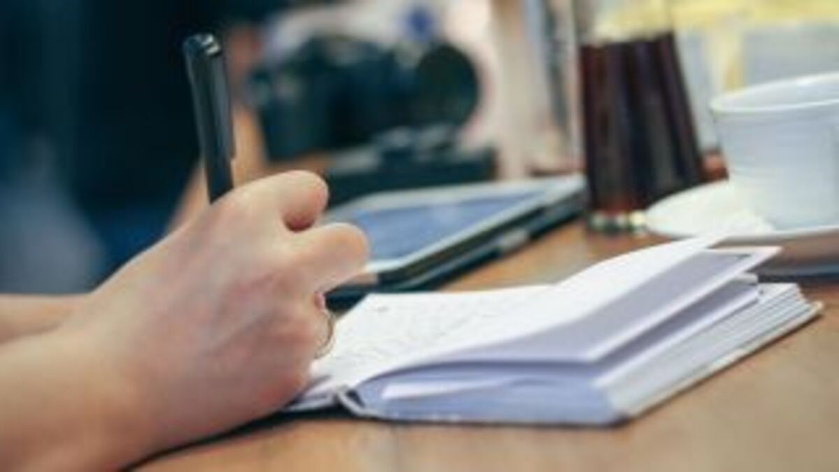 How to Get People to Stop Stealing Your Pens