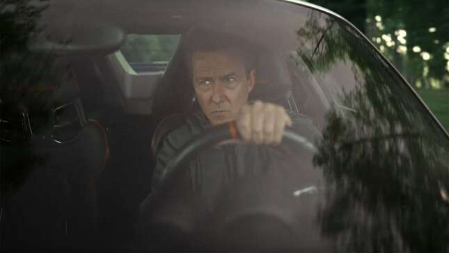 Glass Onion Has a Little Porsche 918 Spyder Continuity Error