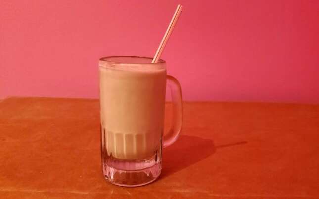 How to make a great vegan milkshake at home