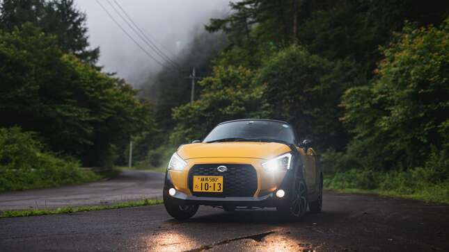 The Daihatsu Copen XPlay Brings Back Weird Sports Cars