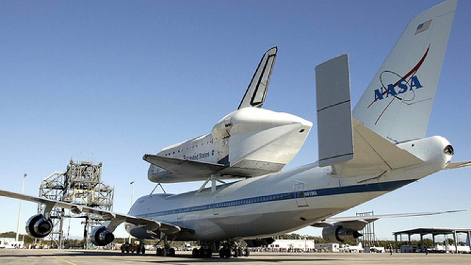 How To Attach The Space Shuttle To A Boeing 747