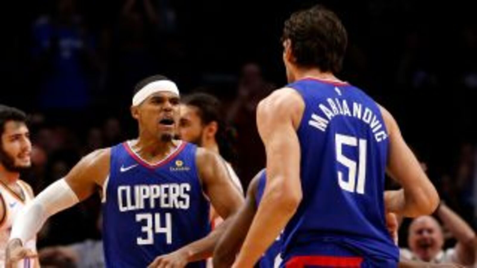 Bobi And Tobi's Beautiful Friendship Survives The Clippers-Sixers Trade ...