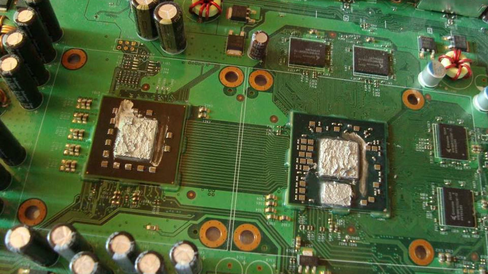 It Doesn't Sound THAT Hard to Fix a Broken Xbox 360 It Doesn't Sound THAT Hard to Fix a Broken Xbox 360