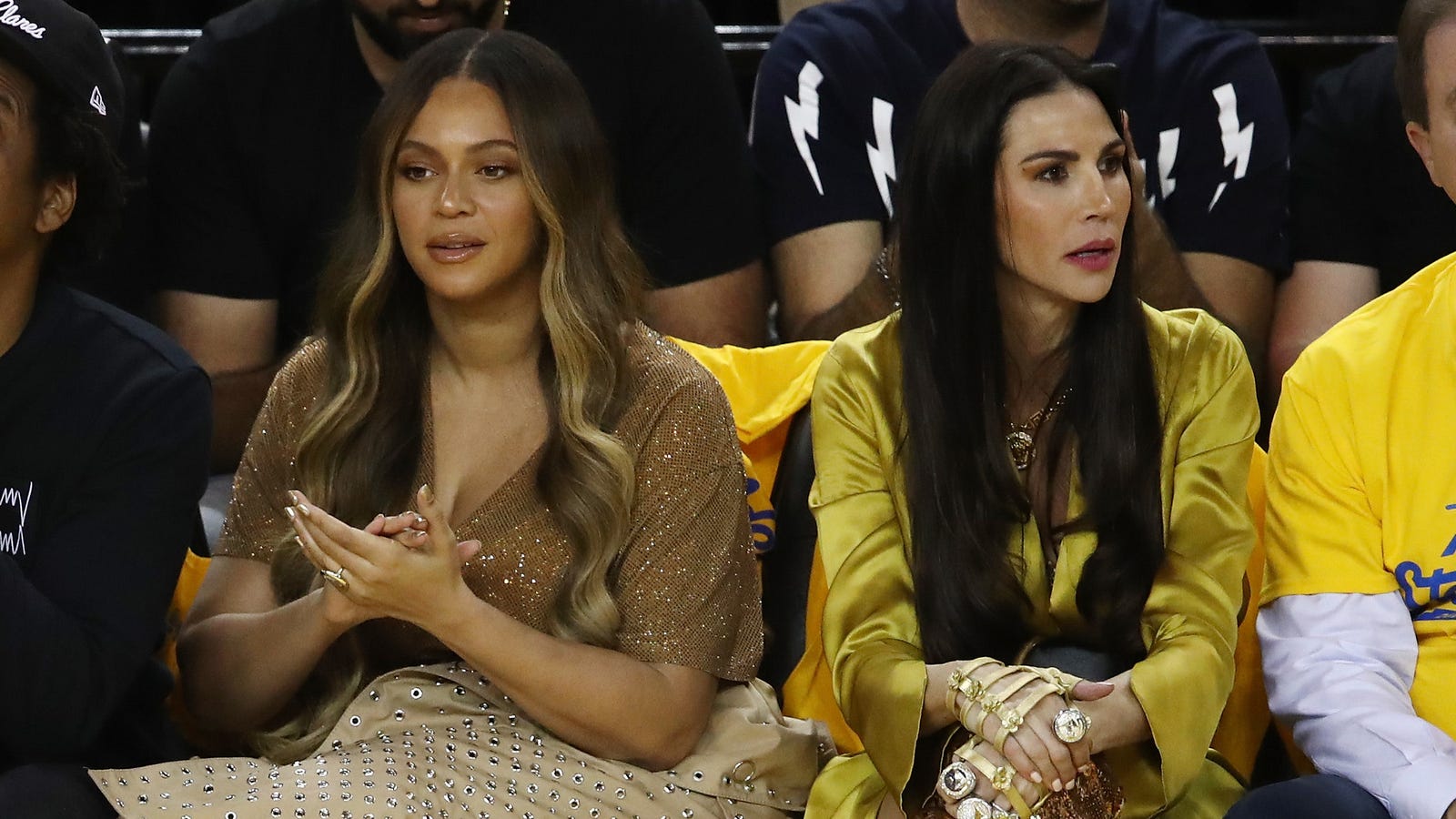 Beyoncé's Publicist Asks Fans to Not to Cyberbully Nicole Curran Beyoncé's Publicist Asks Fans to Not to Cyberbully Nicole Curran
