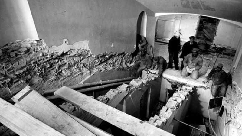 The White House, Totally Gutted