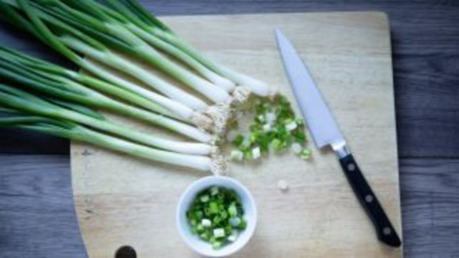 You're Not Cooking With Scallions Enough