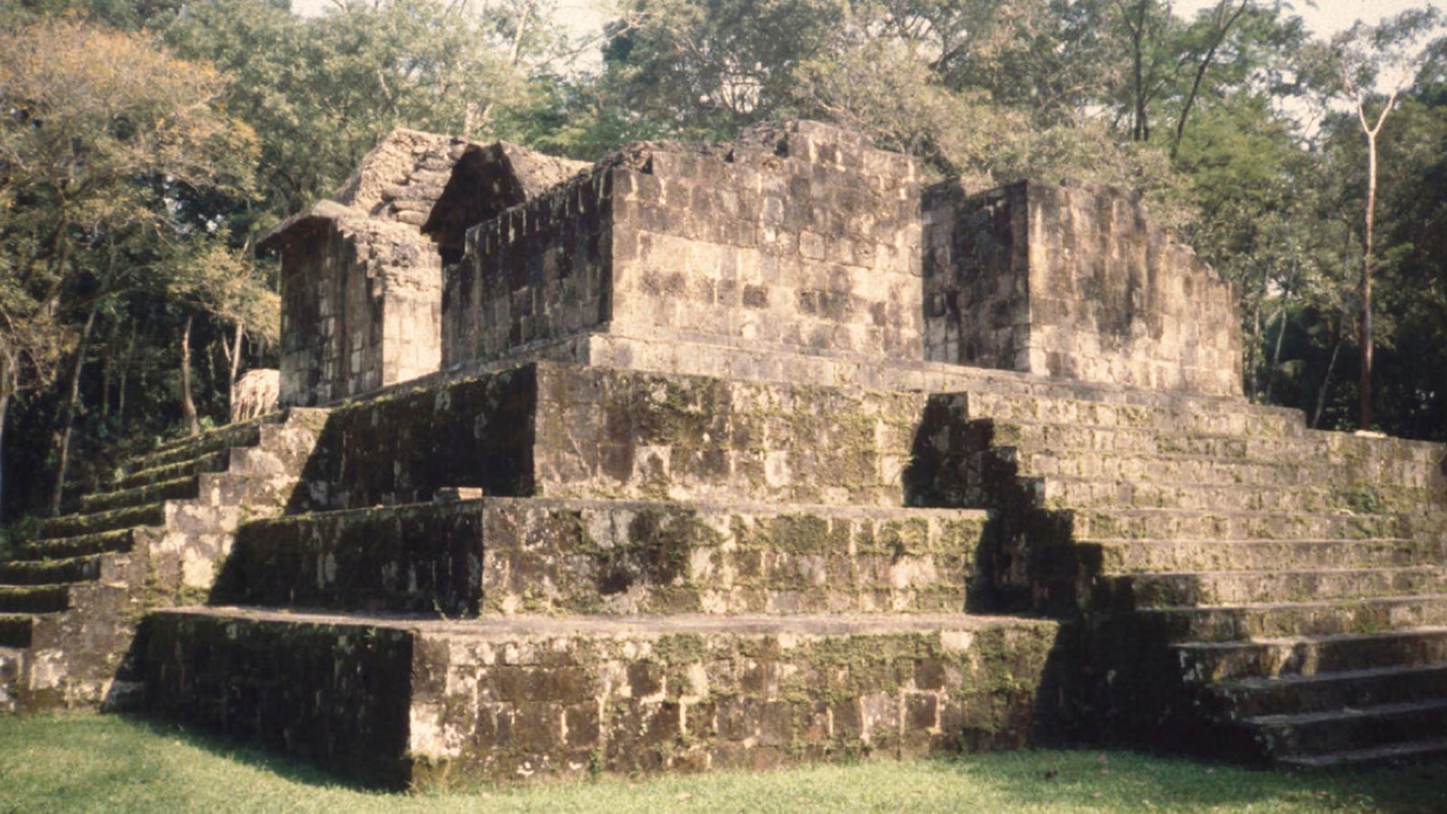 Ancient Maya discovery sheds new light on the origins of civilization Ancient Maya discovery sheds new light on the origins of civilization
