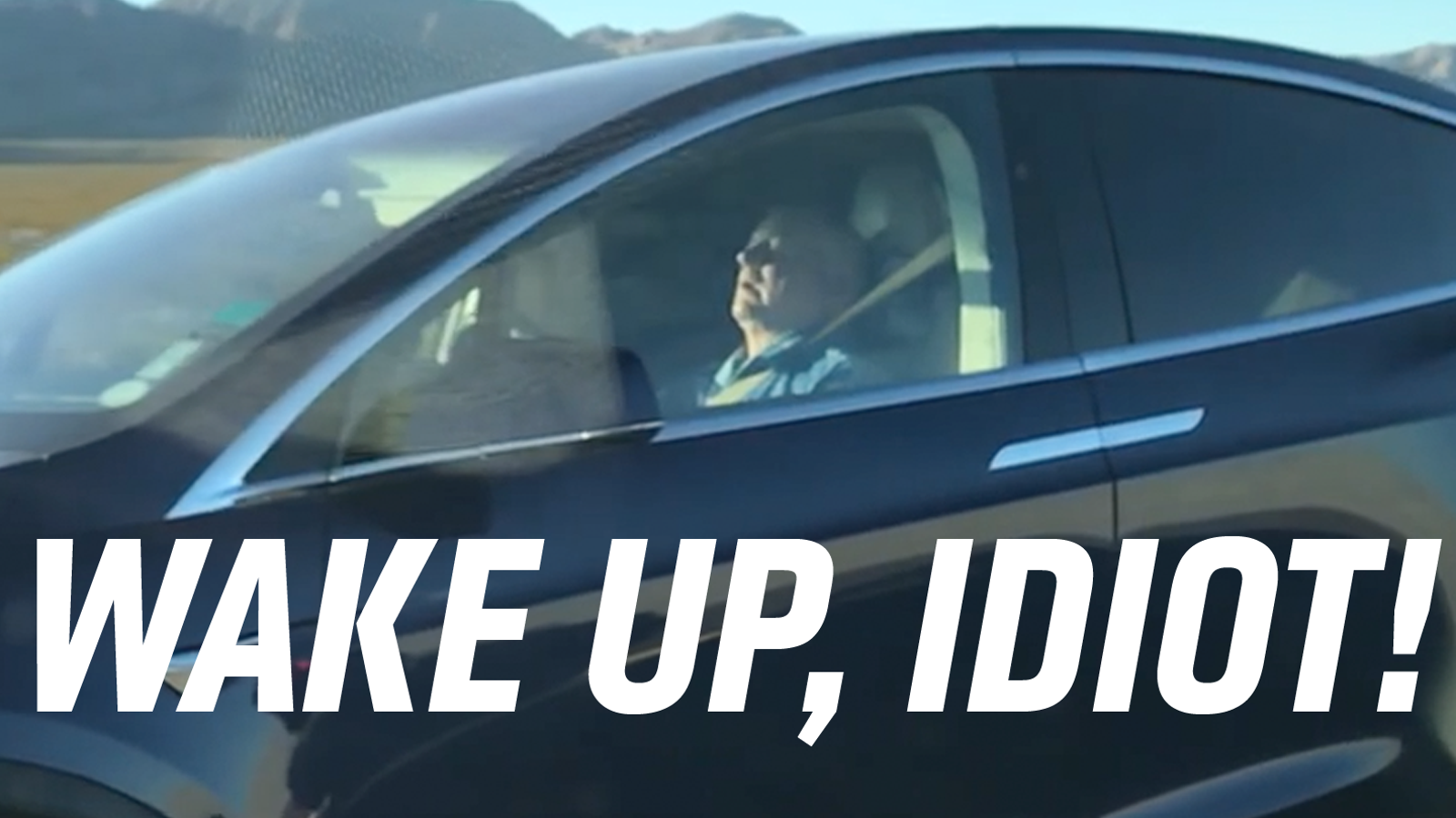 Dangerous Idiot Sleeps While Driving His Tesla on Autopilot Dangerous Idiot Sleeps While Driving His Tesla on Autopilot