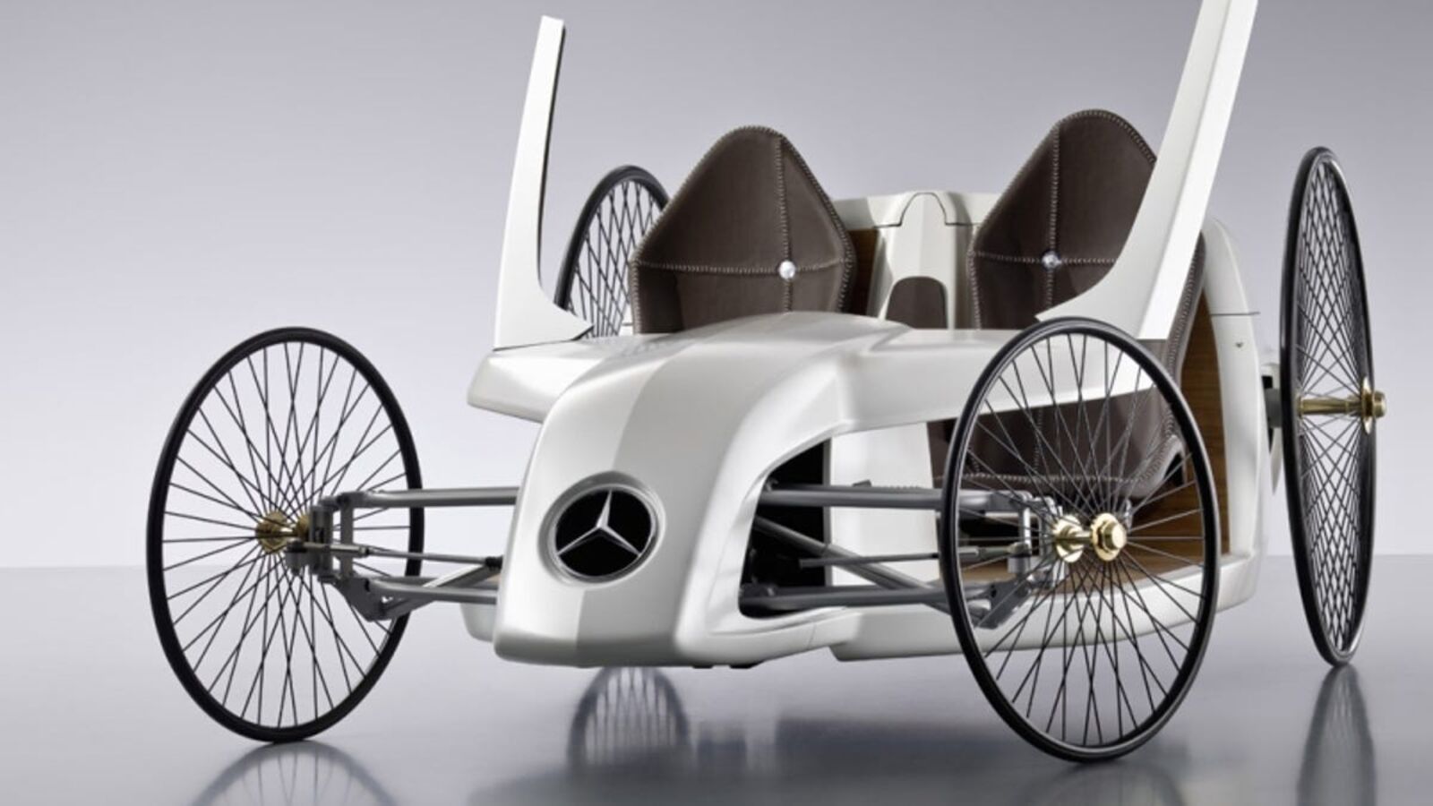Mercedes F-CELL Roadster: Hydrogen-Powered Buggy Concept