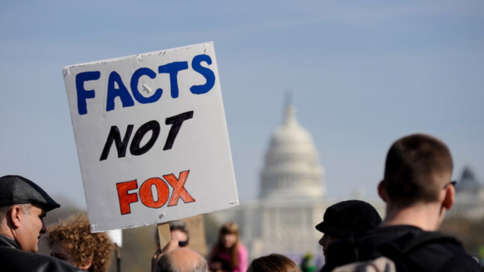 Fox News Apologizes To Jews After Insinuating They Killed Jesus Fox News Apologizes To Jews After Insinuating They Killed Jesus