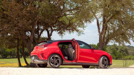The 2019 Hyundai Veloster Turbo Is A Promising Start For A New Type Of ...