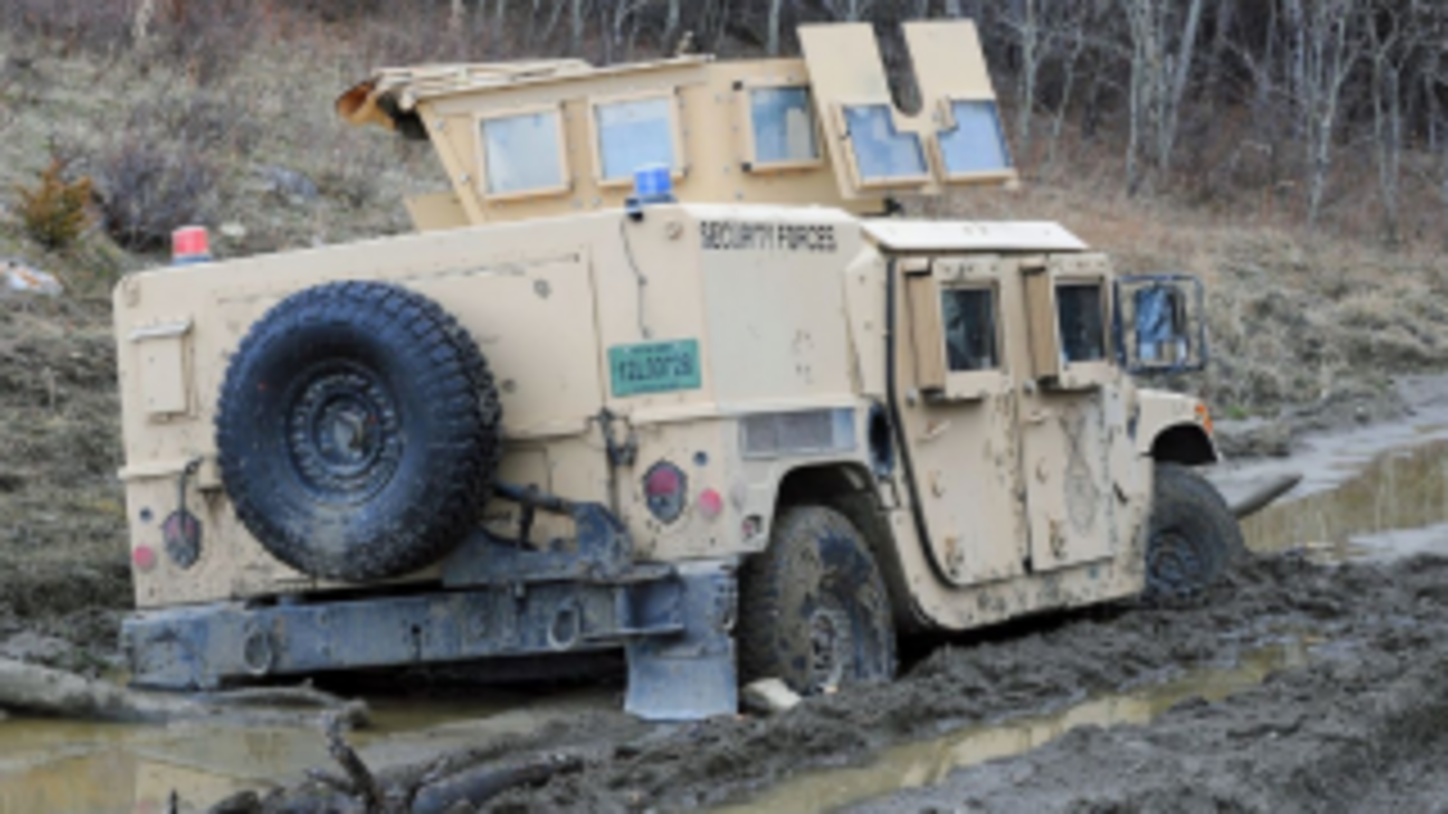 Montana Army National Guard Sends In Chinook Helicopter To Pull Air ...