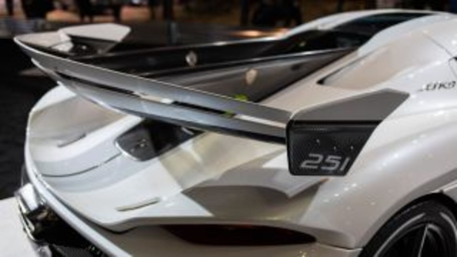 The Koenigsegg Jesko's Wing Is Big and Absurd and I'm Obsessed With It