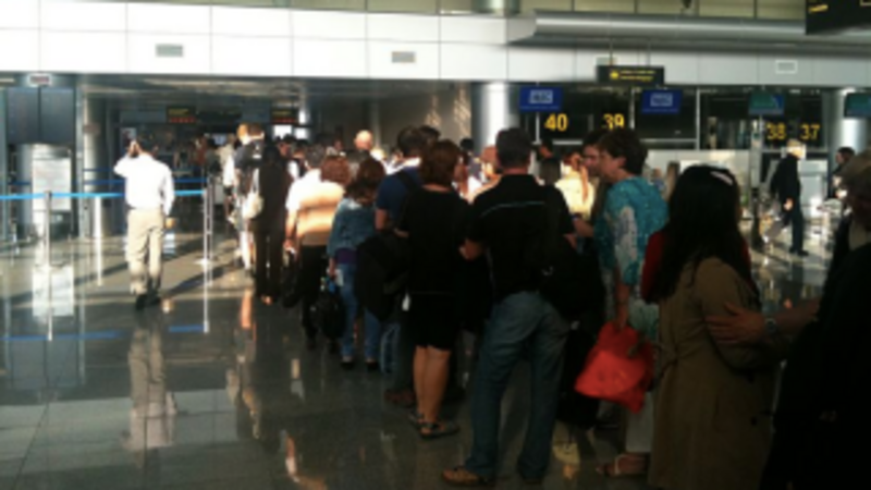 Check Security Lines Before You Get to the Airport With This Travel App