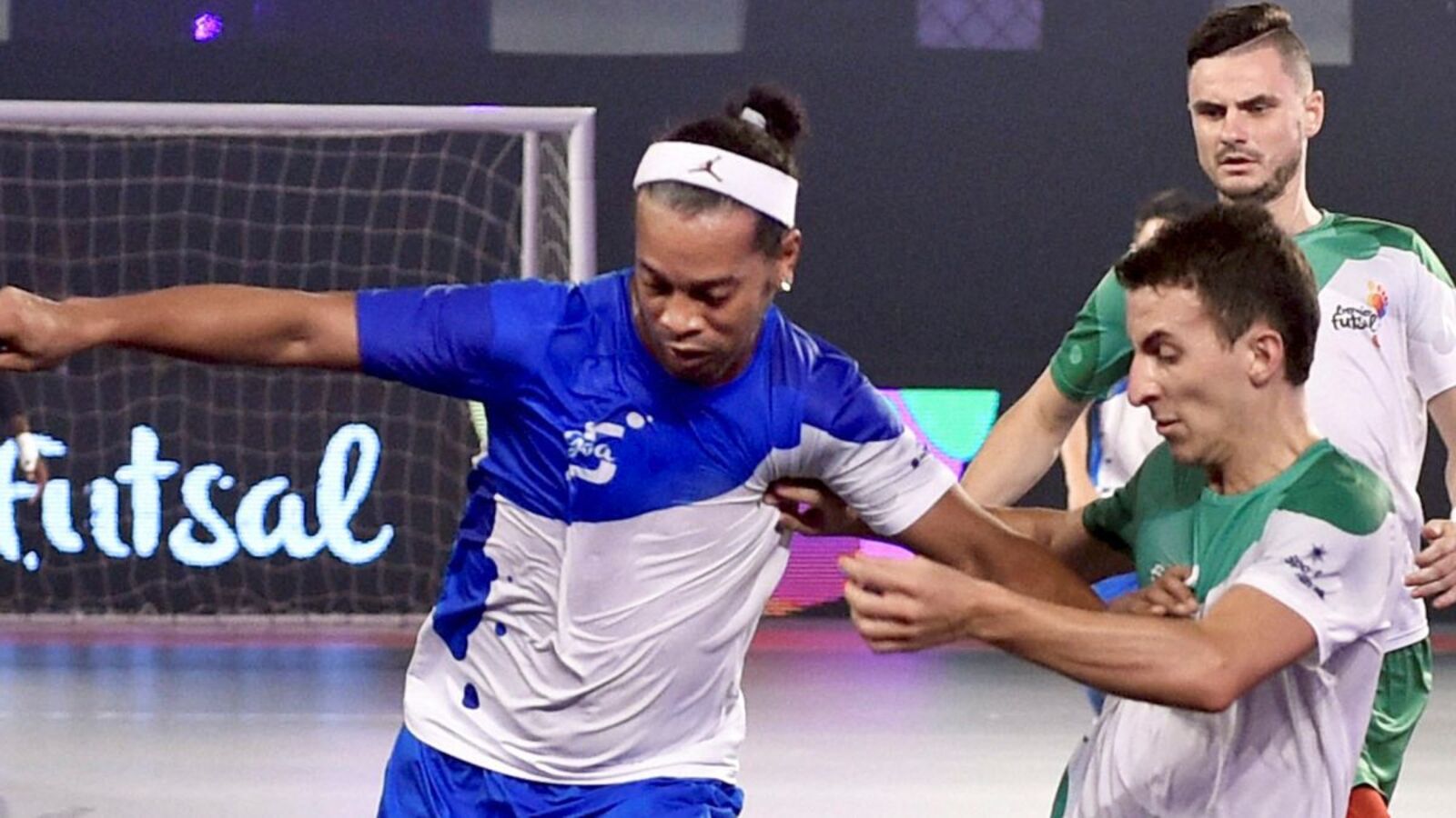 Ronaldinho Is Playing Futsal In India And Owning People Left And Right